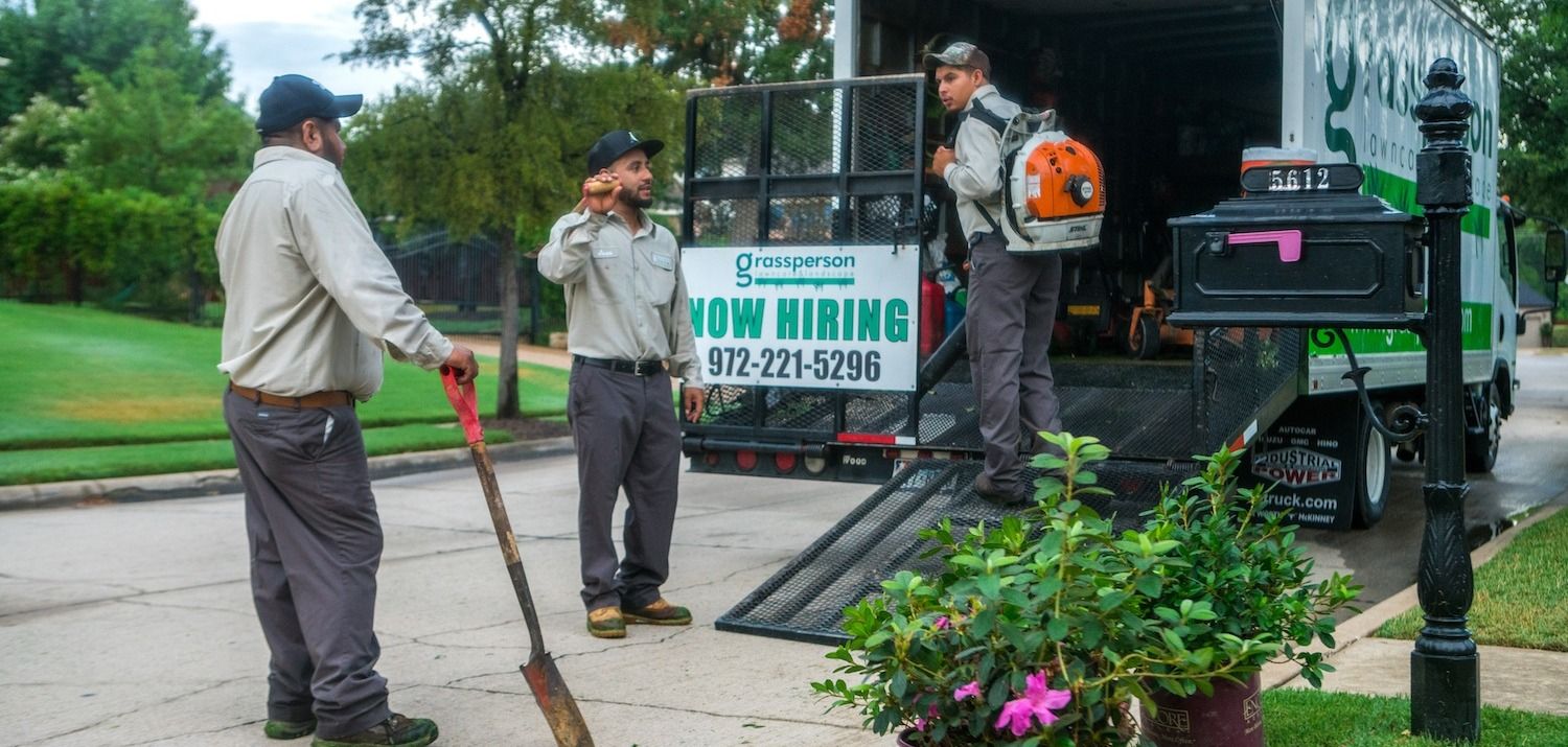 Career Tips: How Much Do Lawn Care & Landscaping Workers Make at ...